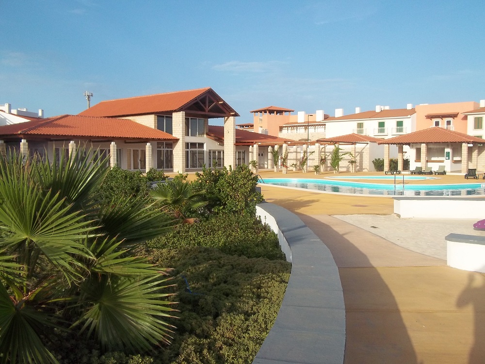 pool clubhouse – Ohlsson Properties